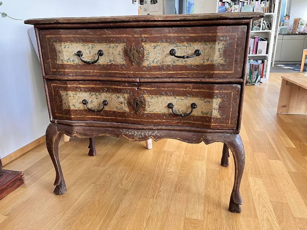 Antike Holzkommode, bemalt (Gebraucht) in Basel für CHF 149 – nur ...