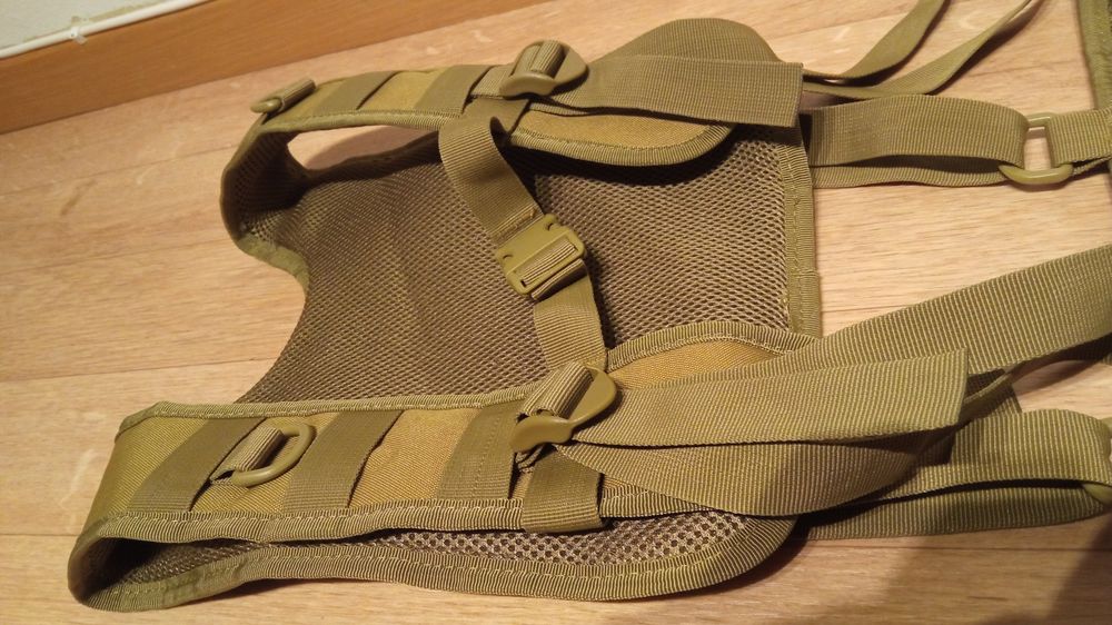 Airsoft Chest-Rig Neuwertig in coyote brown (Neu (gemäss Beschreibung ...