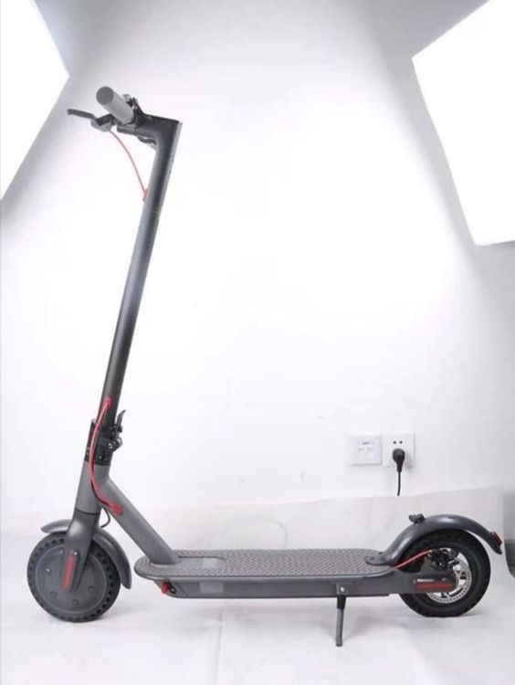 EScooter 350W NEU ORIGINALVERPACKT (Neu und originalverpackt) in Niederhelfenschwil für CHF 10 ...