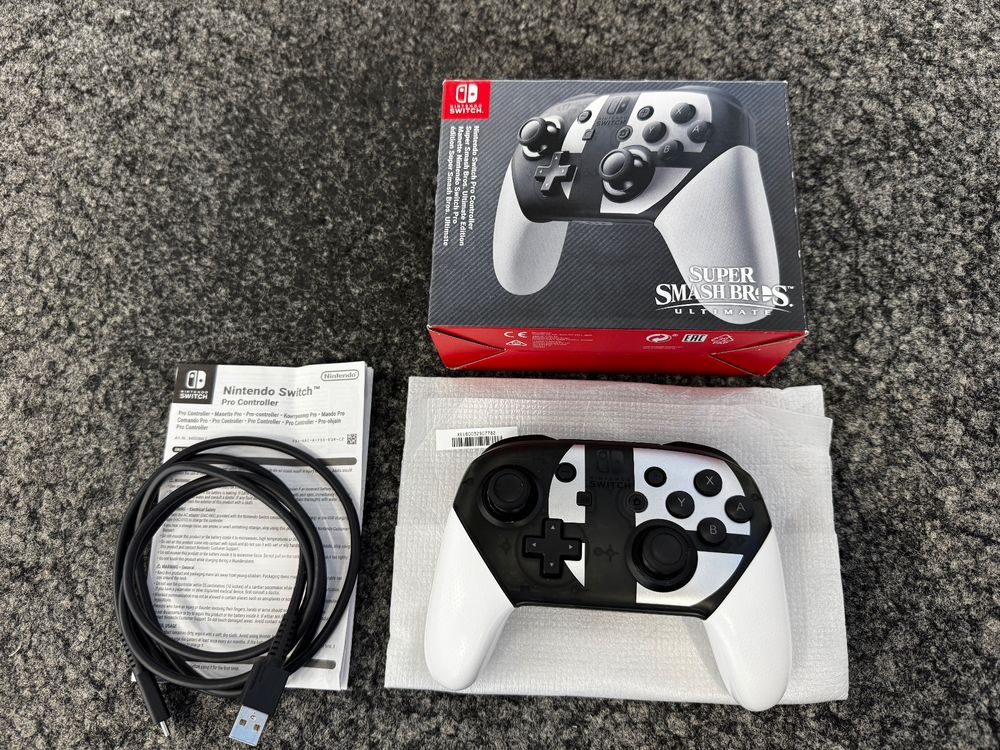 Nintendo Switch Pro Controller - Super Smash Bros. Edition (Neu (gemäss ...