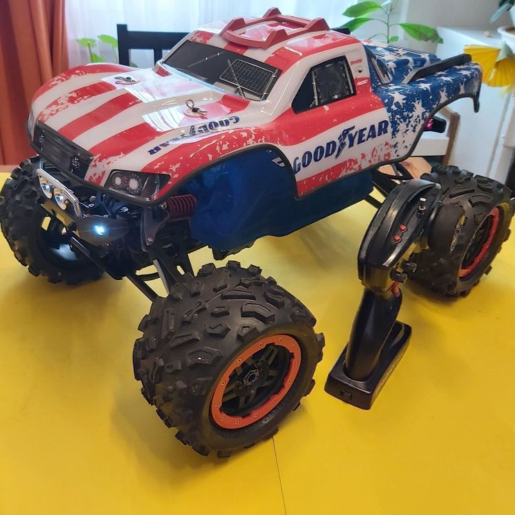 Traxxas Summit 1/8 RTR "american style" | Kaufen auf Ricardo