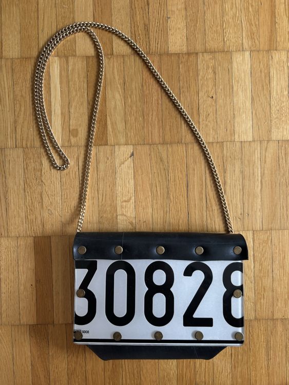 Upcycling Design-Tasche aus Nummernschild – Unikat 25×20 (Gebraucht) in ...