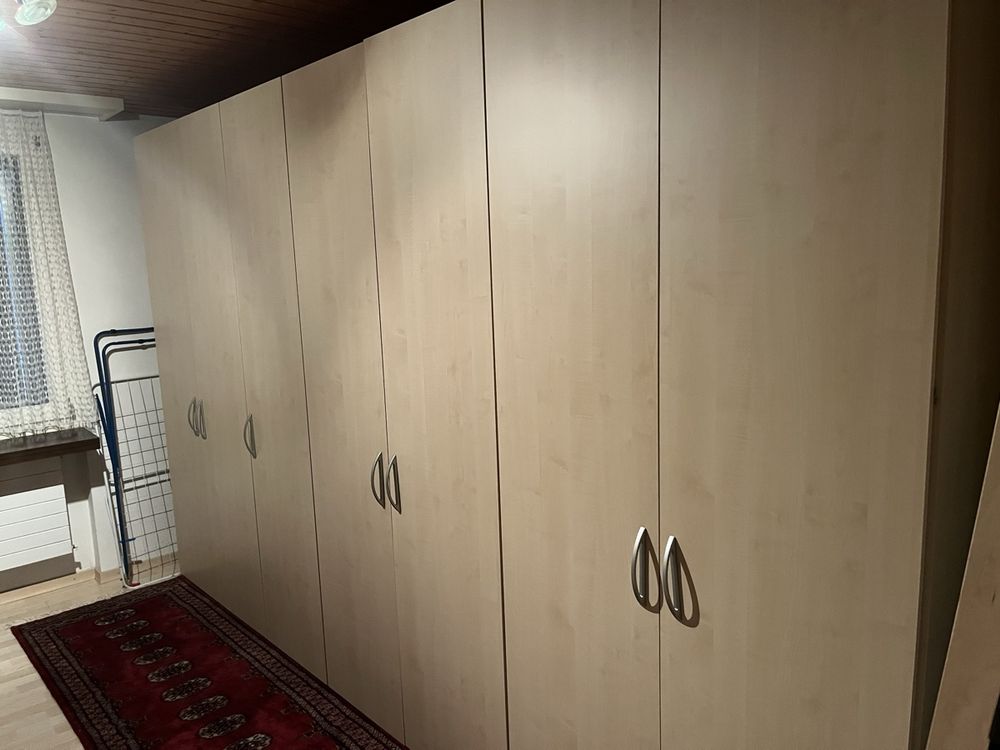 Kleiderschrank 7 Turig 1