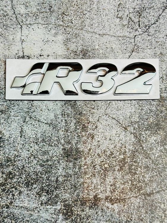 VW R32 Emblem Schriftzug Logo aus Metall NEU in Chrom | Kaufen auf Ricardo