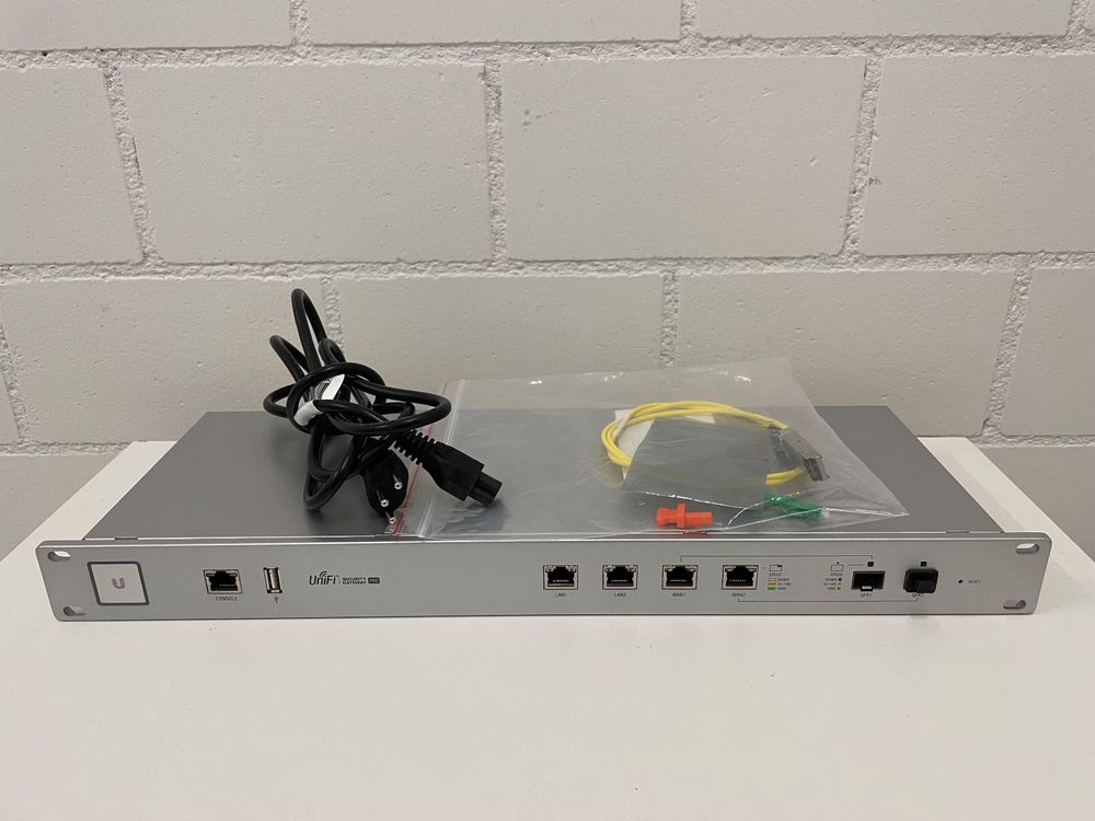 Ubiquiti Unifi USG-Pro-4 Internet Router & Security Gateway | Kaufen ...