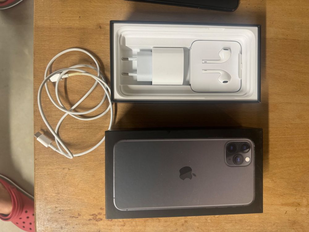 iPhone 11 pro Max (Gebraucht) in Schüpfheim für CHF 290 – mit Lieferung ...