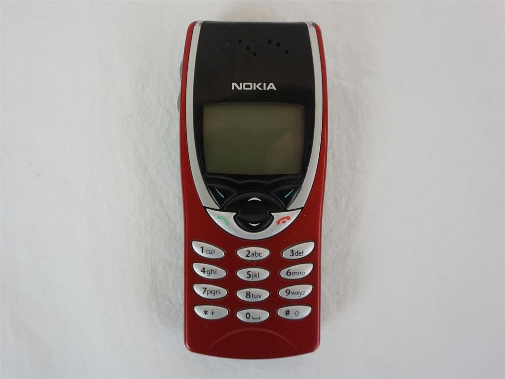 Nokia Handy 8210 rot/schwarz (Gebraucht) in Pratteln für CHF 39 – mit ...