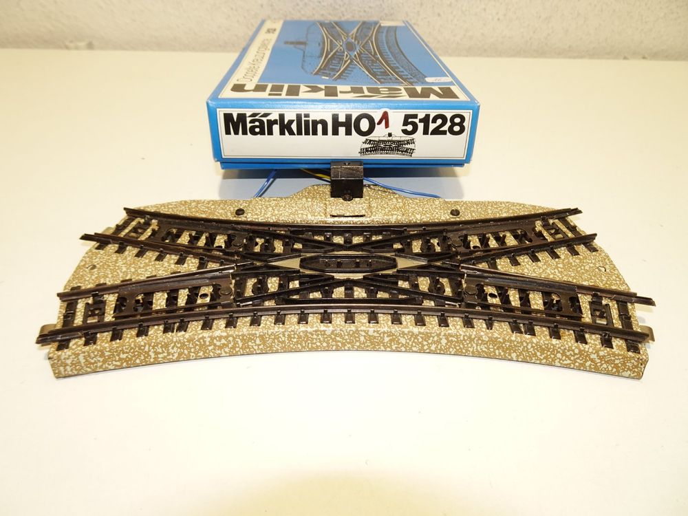 Märklin M-Gleis Doppelte Kreuzungsweiche HO 5128 (W1) | Kaufen auf Ricardo