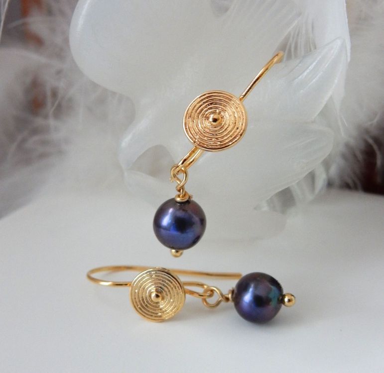 Ohrringe aus Süsswasser Zuchtperlen (Neu und originalverpackt) in Allschwil für CHF 11.9 – mit ...