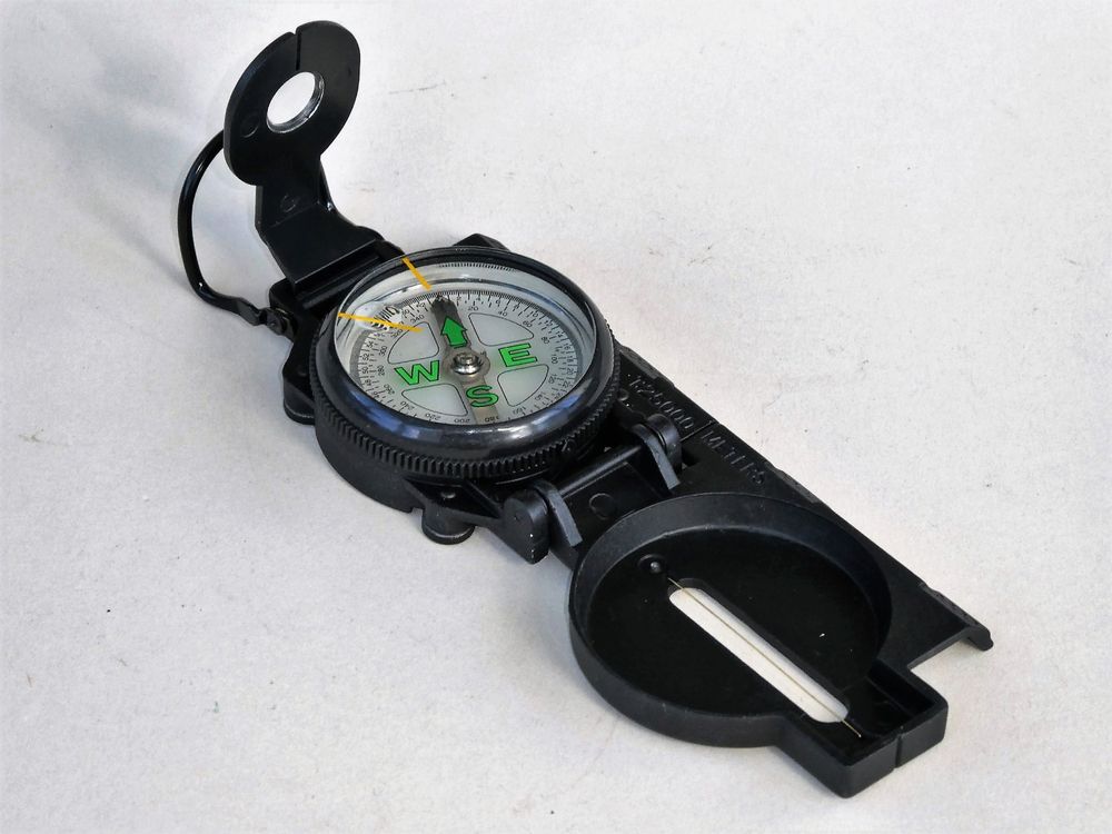 Kompass (Gebraucht) in Beromünster für CHF 7 – mit Lieferung auf ...