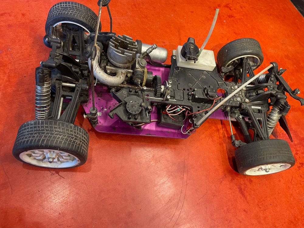 Grosser RC Benziner Modellauto (Gebraucht) in Gebenstorf für CHF 45 – mit Lieferung auf Ricardo ...