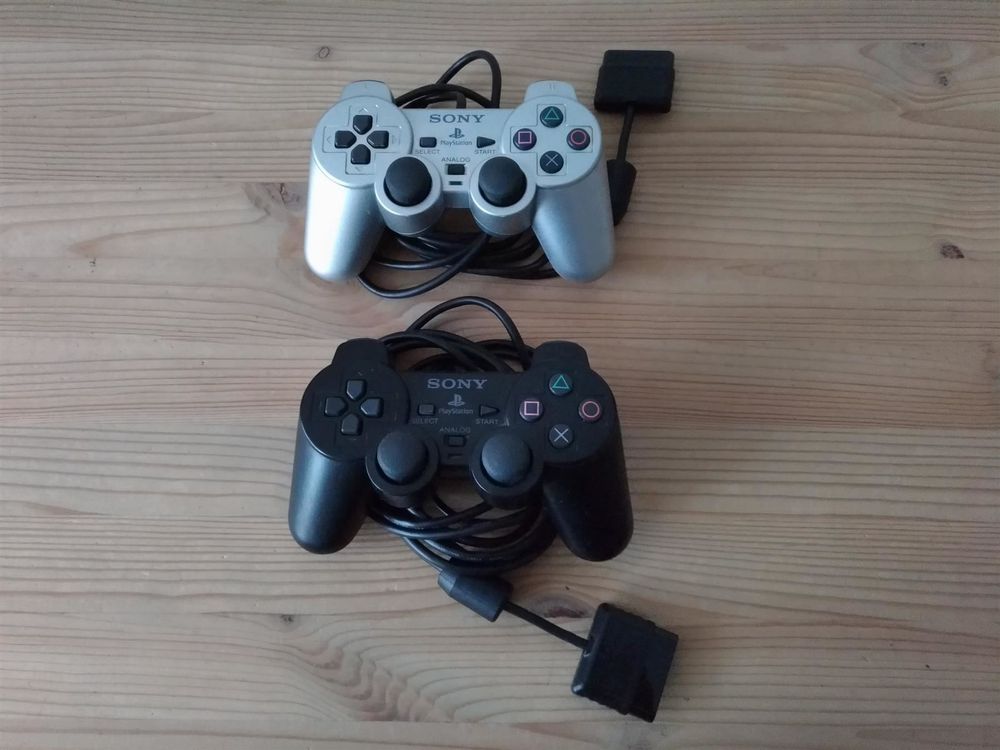2 x Original Sony PS2 Controller im Set | Kaufen auf Ricardo