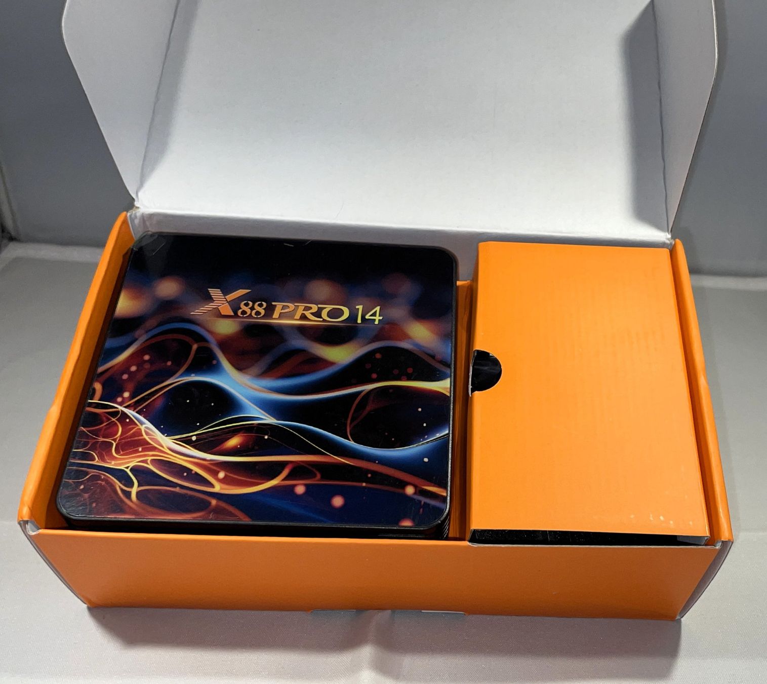 Android TV Box X88 Pro 14 - 8K Ultra HD - Top Zustand! (Neu und ...