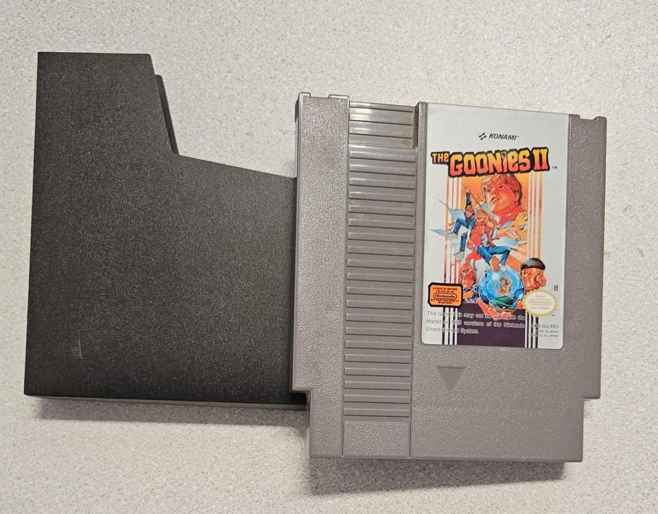 NINTENDO NES THE GOONIES 2 (Gebraucht) in Zürich für CHF 19 – mit ...