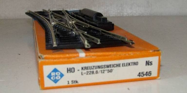 Roco H0 4546 NS: Elektr. Kreuzungsweiche, Profil 2,5 mm (Gebraucht) in ...