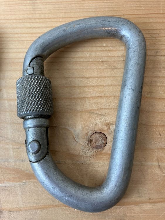 5 Stk. Schweizer Armee Stahl Karabiner 25kn (Gebraucht) in Fislisbach für CHF 19.9 – mit ...