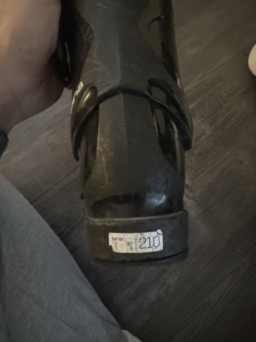 Alpine Junior Ski Boots - Size 2, EU 33, 210mm - Black (Gebraucht) in ...