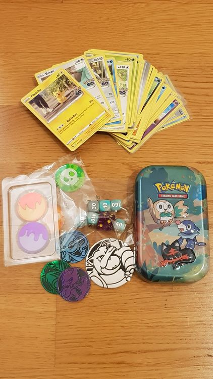 Pokémon Mini Tin box 50 Pokémon cards (Gebraucht) in Lausanne 26 für ...