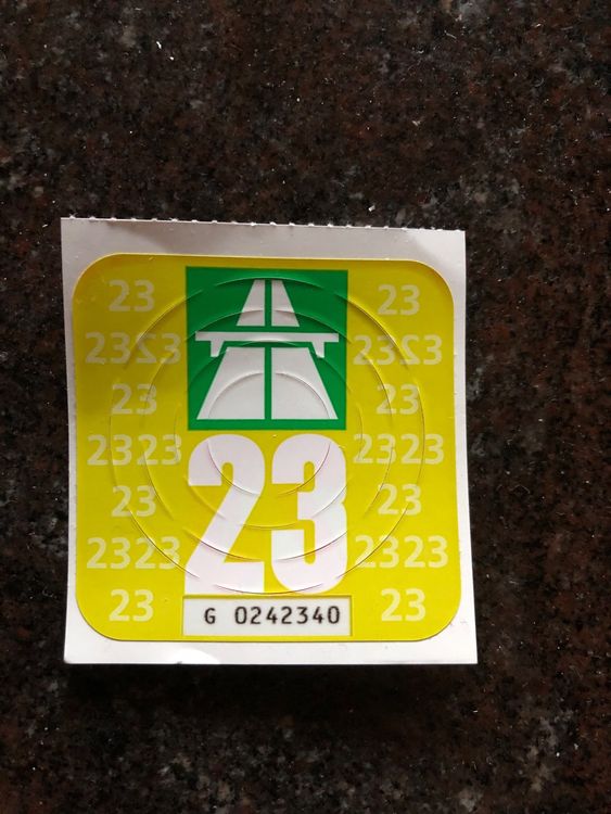 Autobahnvignette 2023 (Neu und originalverpackt) in Herznach für CHF 37 – mit Lieferung auf ...