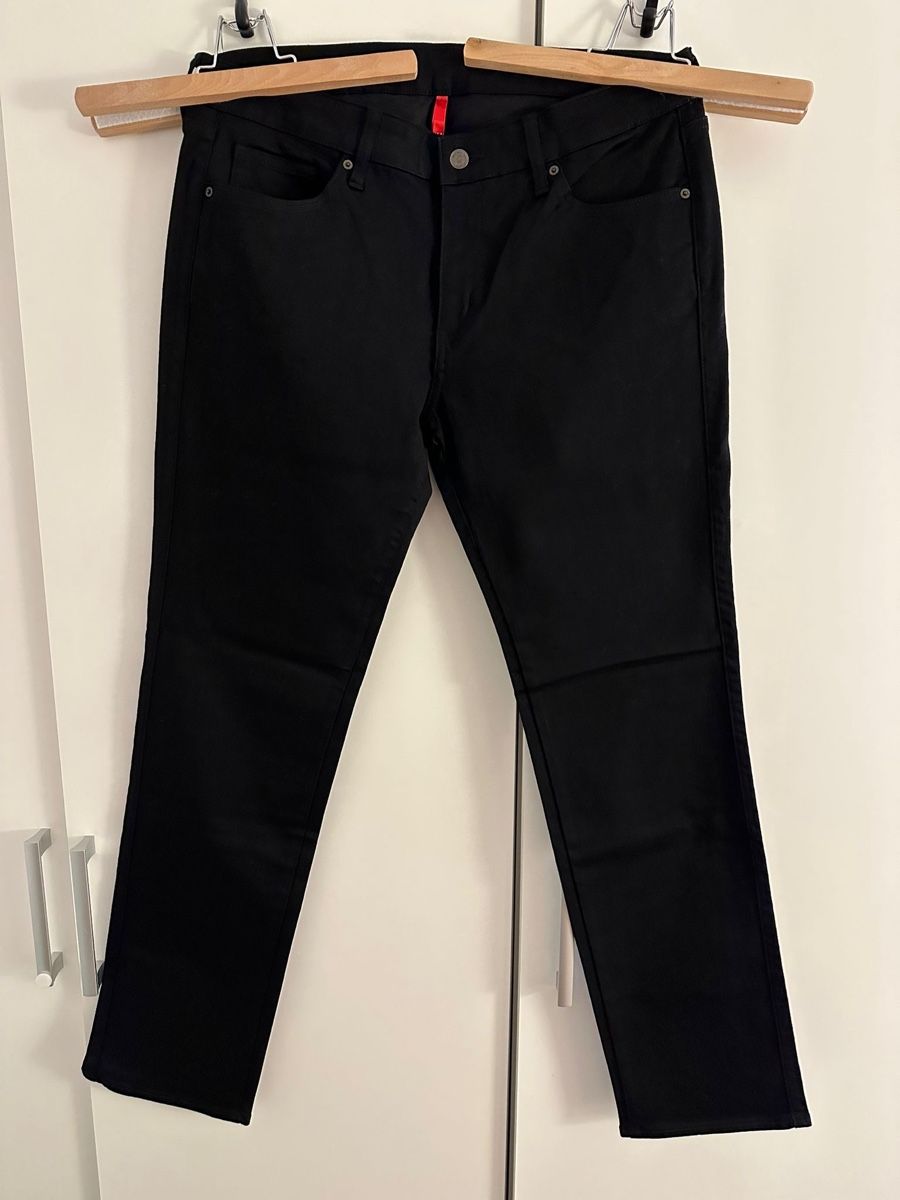 Hose der Marke Uniqlo / 32x32 (NEU) (Neu und originalverpackt) in ...