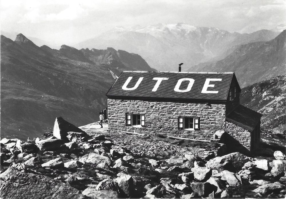 Hütte, cabane, capanna ADULA, m 2393 - UTOE Sez. Bellinzona | Kaufen ...