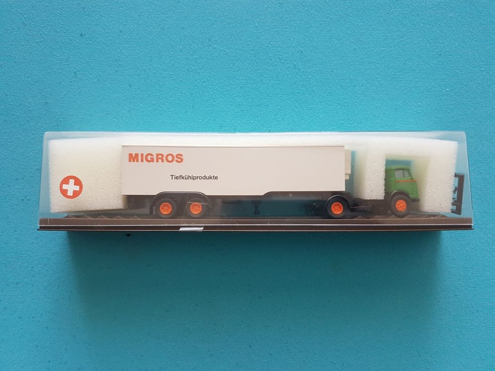 Brekina, Mercedes-Benz LPS 338, semi-remorque Migros Tiefküh (Neu und ...