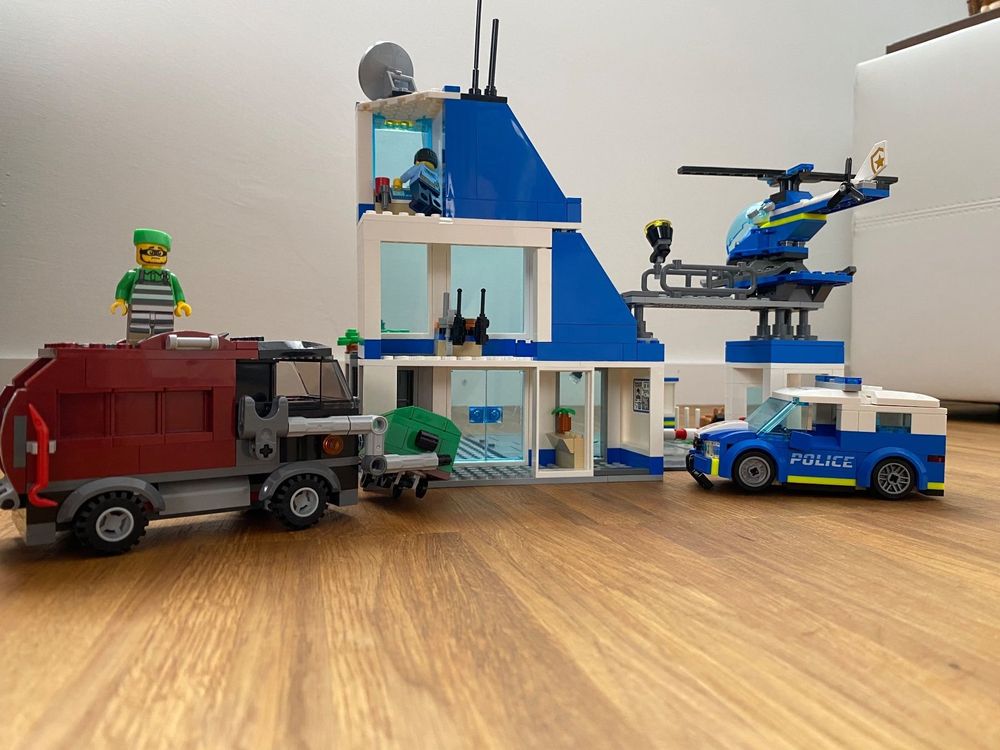 LEGO City Polizeistation mit Original Verpackung | Kaufen auf Ricardo