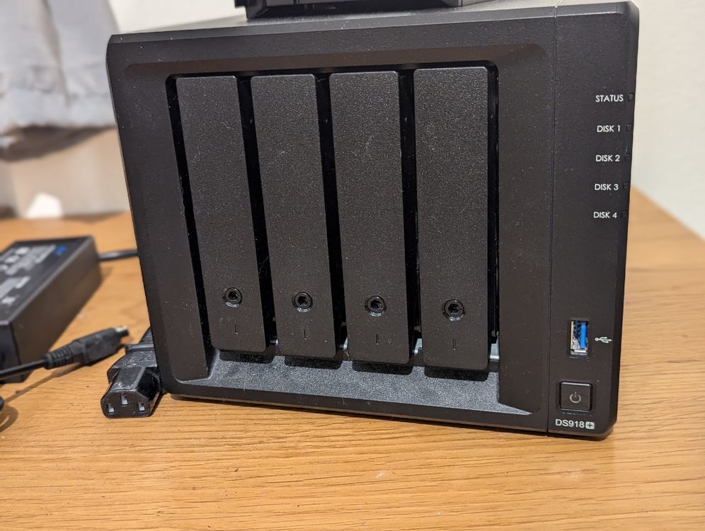 Synology DS918+ NAS, 16TB HDDs, 8gb RAM (Gebraucht) in Thalwil für CHF 376 – mit Lieferung auf ...