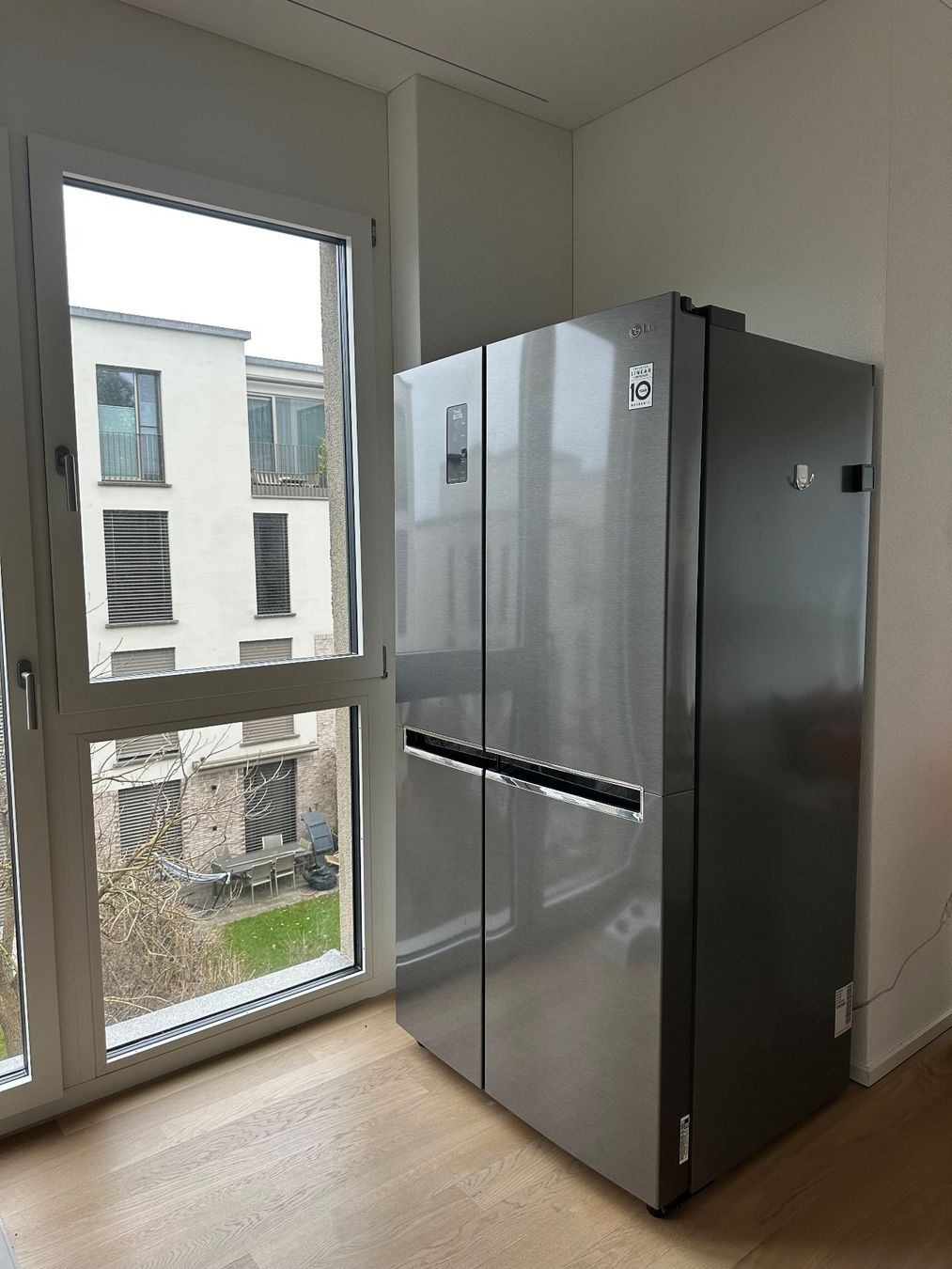 Erstaunlich Kuehlschrank Side By Side Flach Bildernie4174