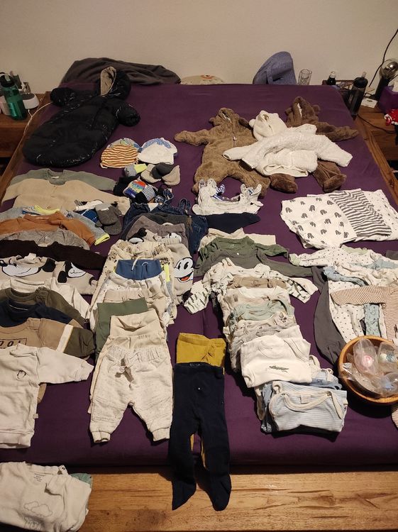 Riesen Set Kleider (Grössen 56 / 62/ 68) | Kaufen auf Ricardo