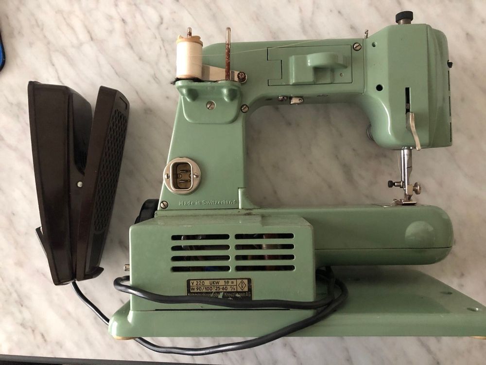 Favta-Universal Nähmaschine (Defekt) in für CHF 50 – mit Lieferung auf ...