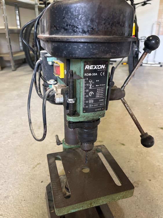 Perceuse à colonne / Ständerbohrmaschine REXON RDM-30A (Gebraucht) in ...