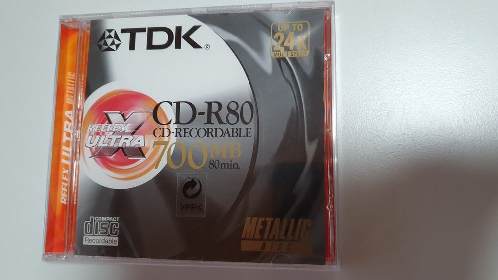 CD-R80 von TDK = Metallic Disc; 700 MB | Kaufen auf Ricardo