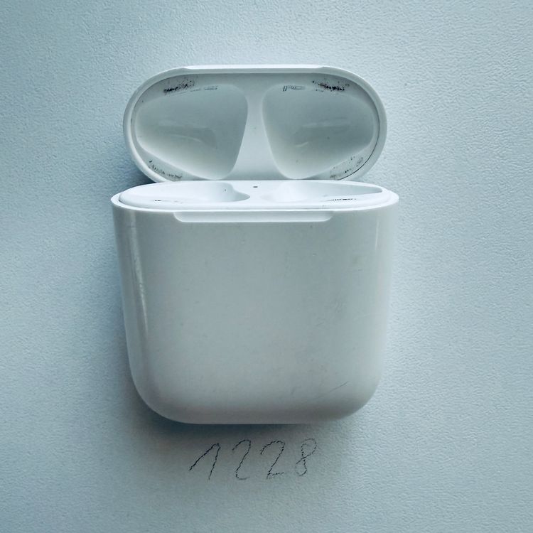 Original Apple Ladecase A1602 für AirPods 1 & 2 Gen. (Gebraucht) in ...
