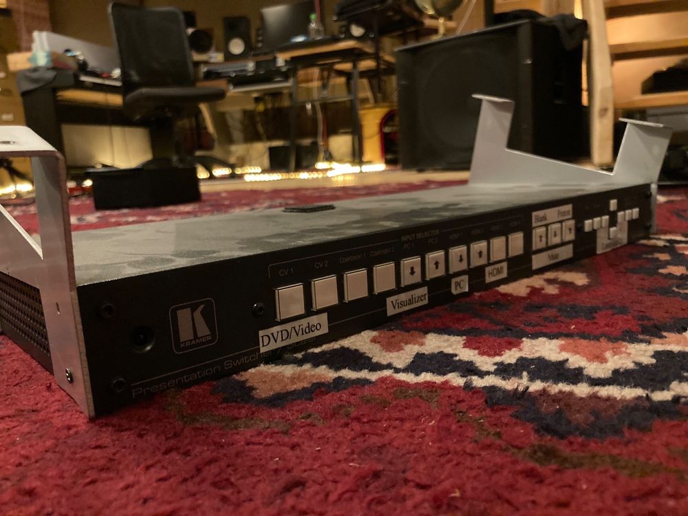 Kramer VP-443 Presentation Switcher (Gebraucht) in Bern für CHF 1 – mit ...