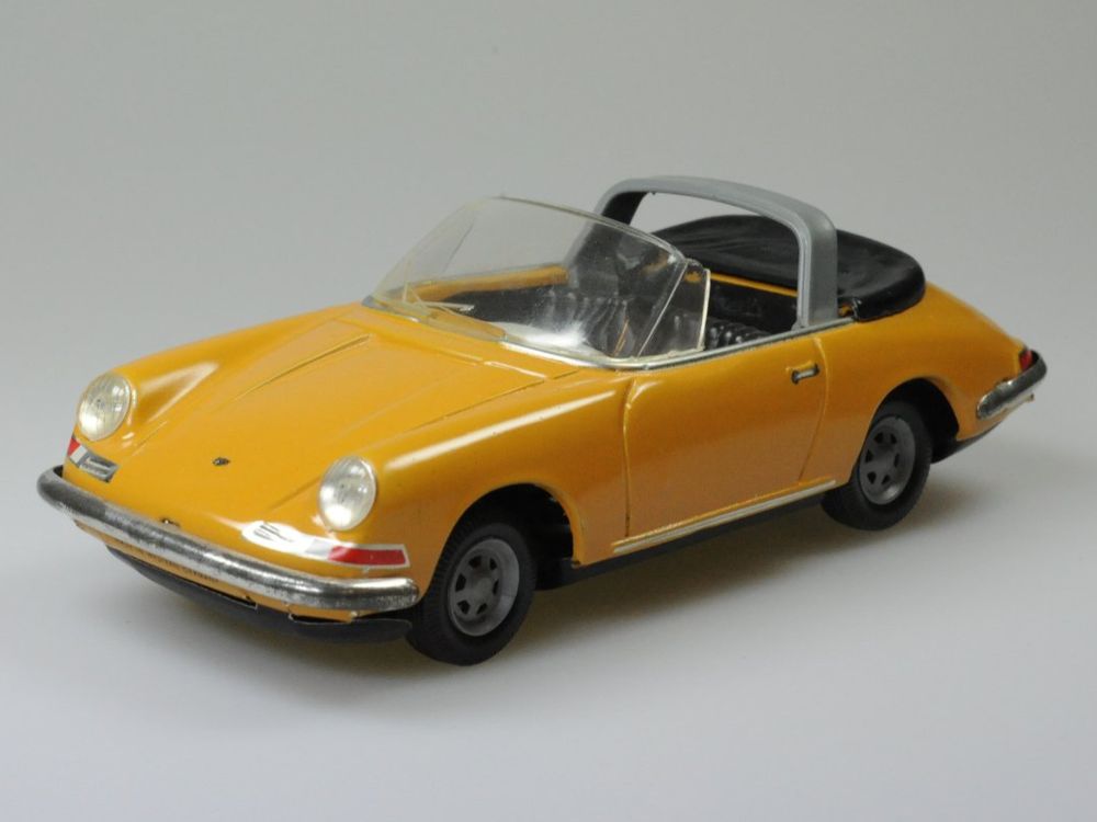 Blech-Modellauto (Spielzeugauto) HUKI Porsche 911 targa | Kaufen auf ...