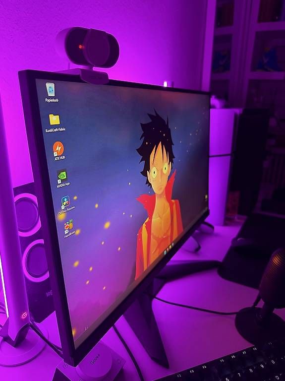 MSI MAG 244F Gaming Monitor 24zoll 200 Hz Top Zustand (Gebraucht) in ...