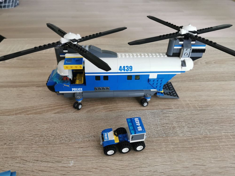 Lego City 4439 Heavy-Duty Helicopter von 2011 (Gebraucht) in Hinwil für ...