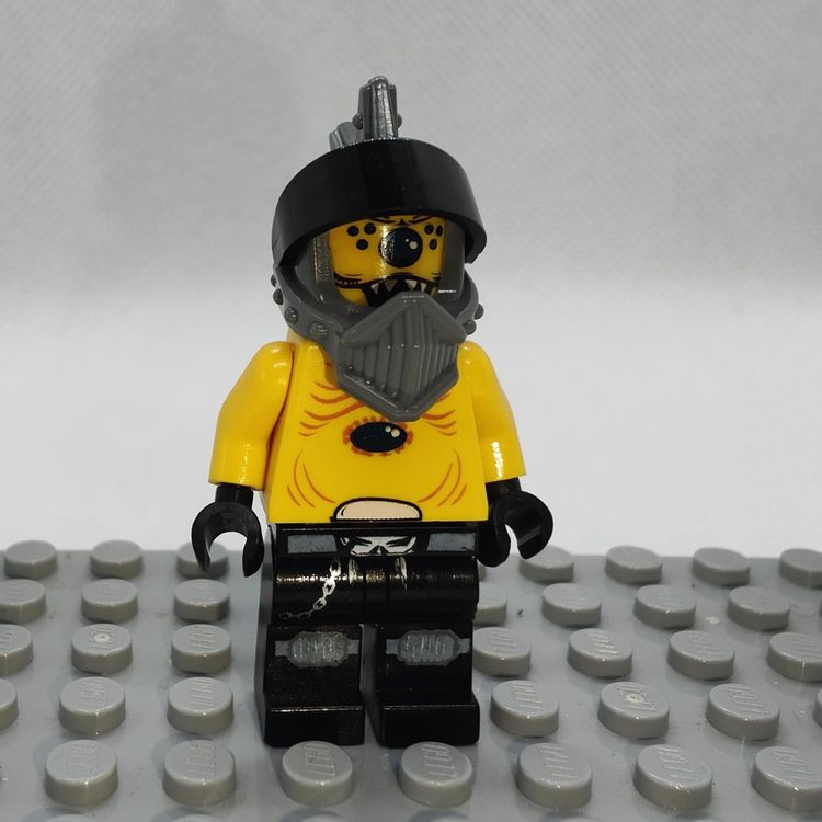 LEGO, Minifigur "Space, Police 3 Alien" (Gebraucht) in Luzern für CHF 2 ...