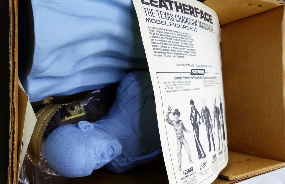 PINHEAD CENOBITE HELLRAISER HORROR MODEL KIT SCREAMIN 1989 (Neu (gemäss ...