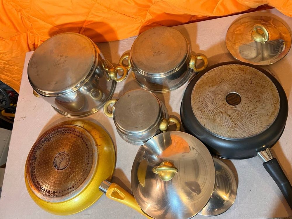 Töpfe, Pfannen (48) (Gebraucht) in Illnau-Effretikon für CHF 1 – nur ...