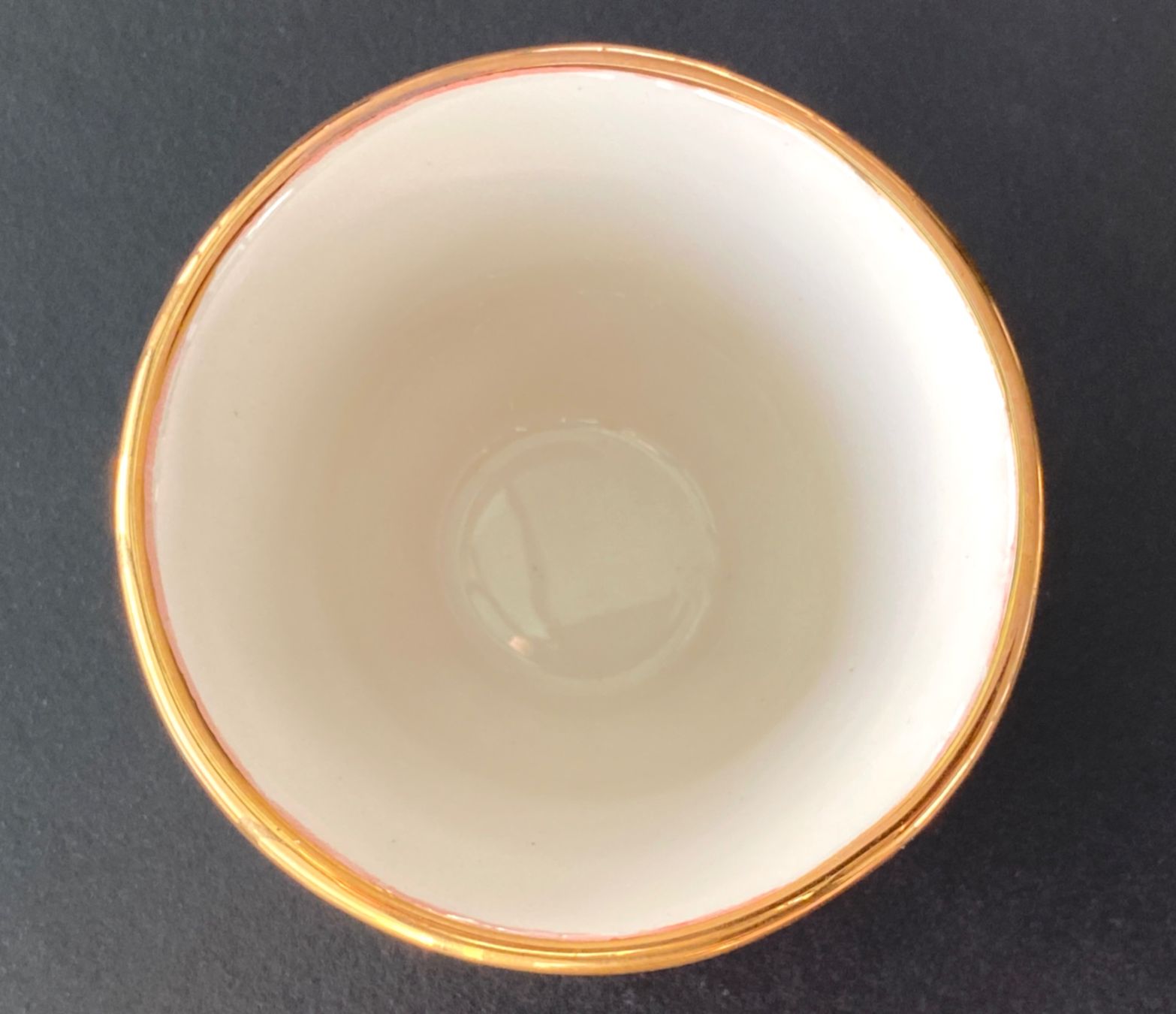 Ines Boesch (en soie) wunderschöne kl. Schale / Espresso (Neu (gemäss ...