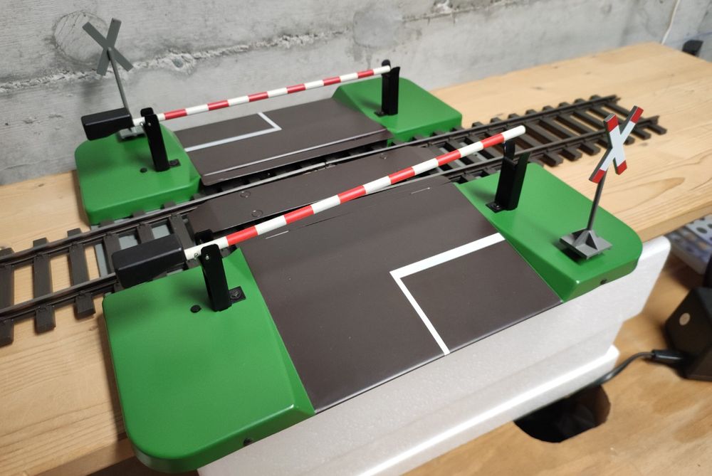 Märklin 1 Maxi 59950 Bahnübergang mechanisch OVP (Gebraucht) in Castel San Pietro für CHF 58 ...