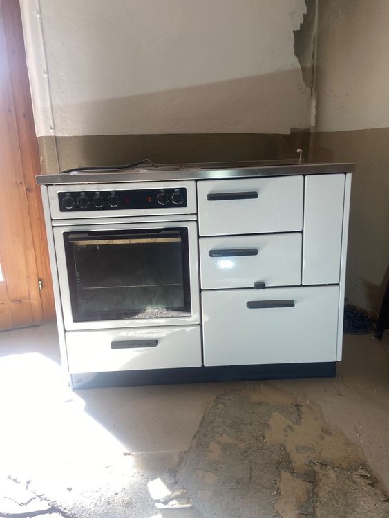 Kochherd mit Holzofen (Gebraucht) in Tschlin für CHF 500 – nur Abholung ...