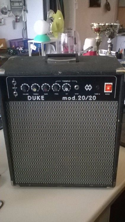 GITERREN-AMPLIFIER DUKE 20/20 TREMOLO (Défectueux) à LUZERN pour CHF 49 ...