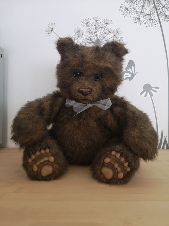 Teddybär, gähnt, schnarcht, brummt. Bewegt Arme, Kopf, Ohren (Gebraucht ...