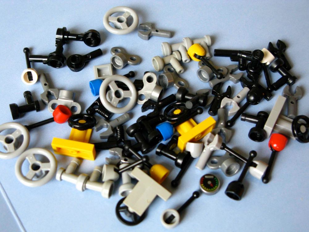 Lego Steuerräder Hebel Kleinteile (Gebraucht) in Samstagern für CHF 1.5 ...
