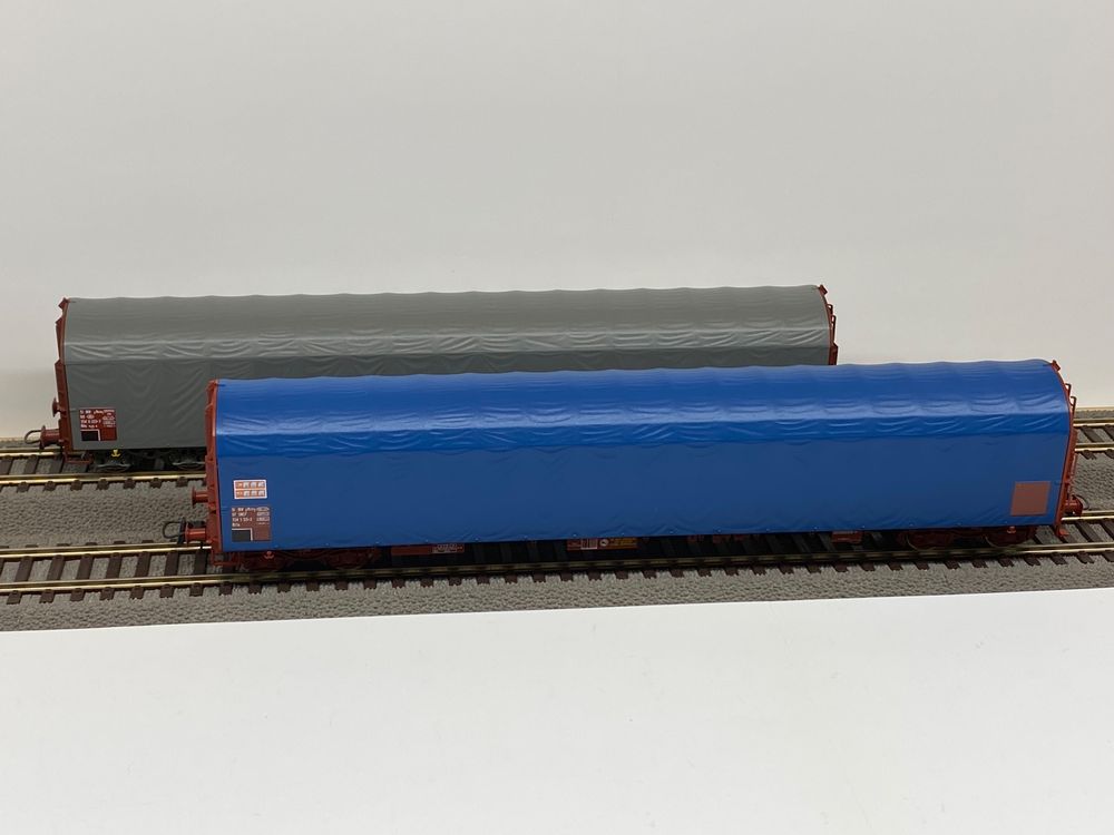 2 x Roco (H0 GS) SNCB/SNCF Schiebeplanenwagen Rils | Acheter sur Ricardo