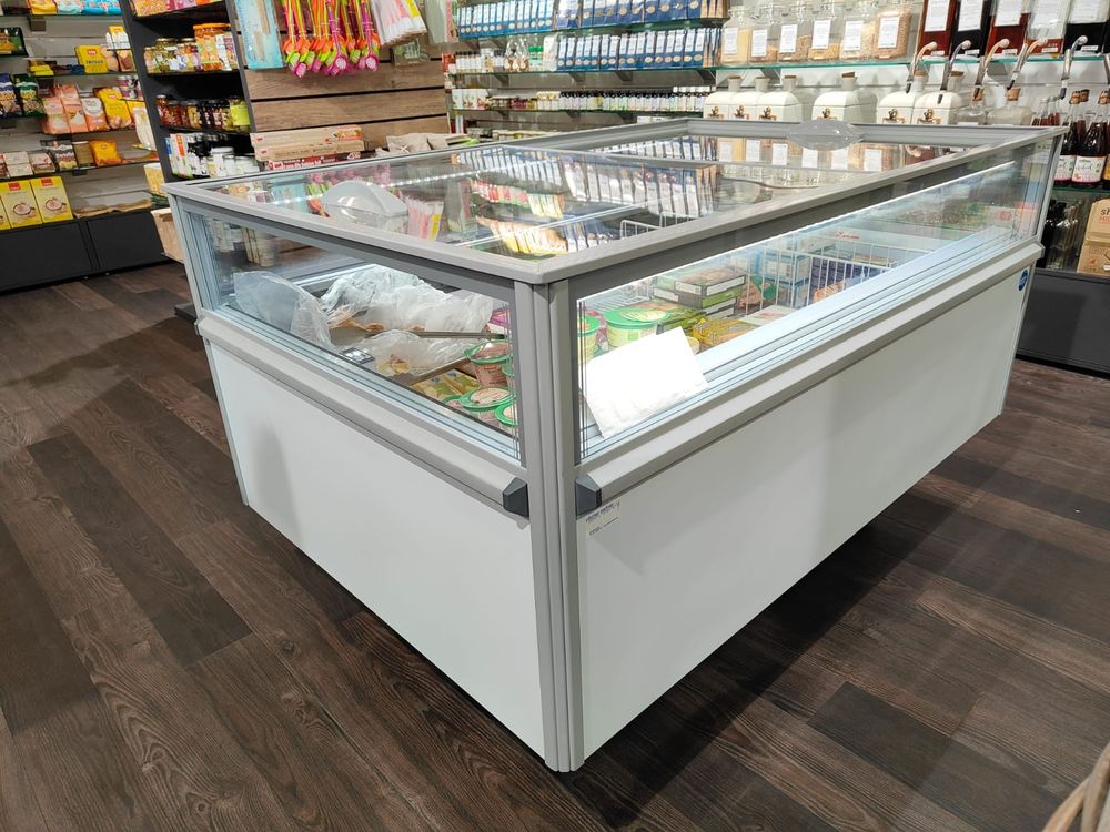 Tiefkühlinsel Svaba 200 steckfertig (Gebraucht) in Kriens für CHF 1999. ...