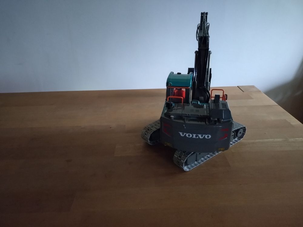 Volvo Bagger ec 160 e von fm modellbaub | Kaufen auf Ricardo